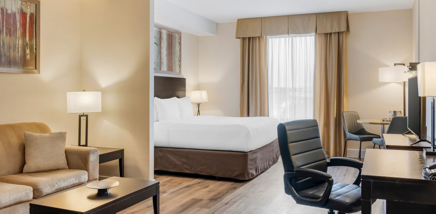 Halifax Hotels - OFFICIAL WEBSITE | Comfort Hotel Bayer's Lake
